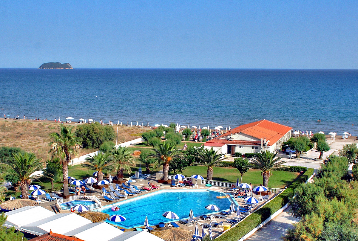 Kalamaki Beach | EXIM TOURS