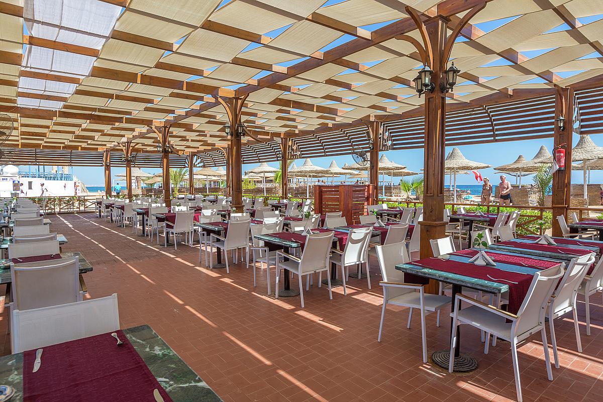 Aladdin Beach Resort - Egypt | CK FISCHER