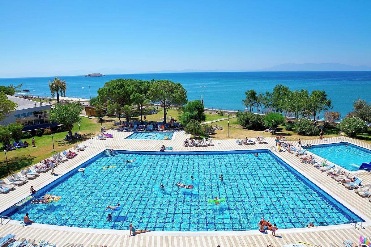 Grand Sahins Gümüldür Resort | EXIM TOURS