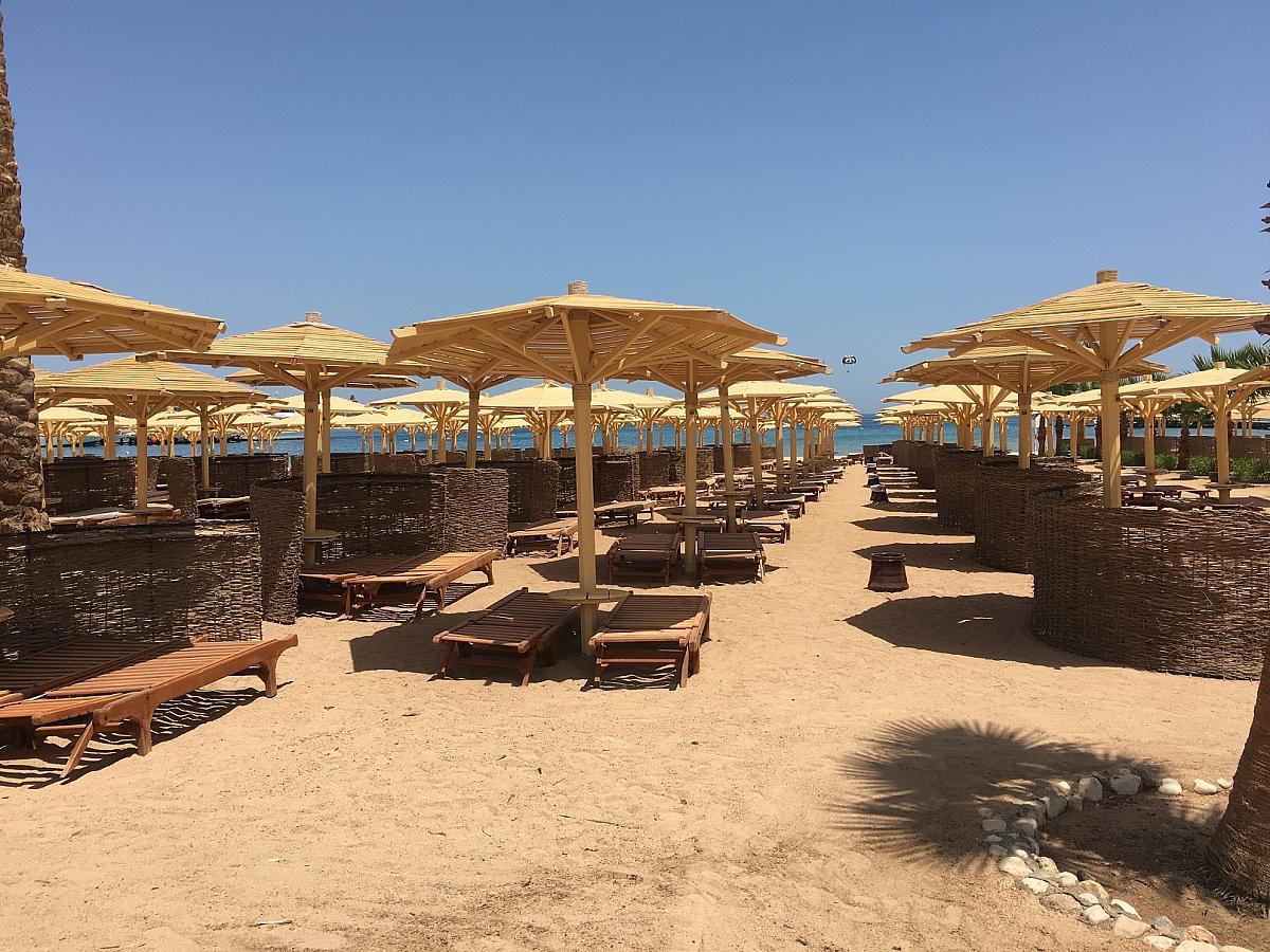 Tia Heights Hotel & Resort | EXIM TOURS