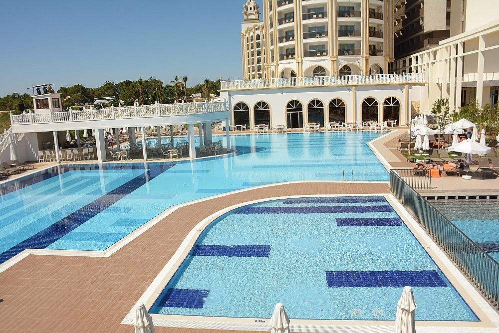 Jadore Deluxe & Spa | EXIM TOURS